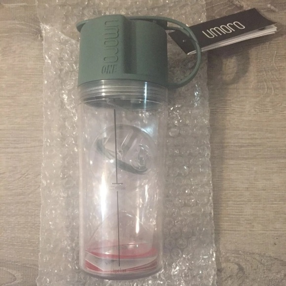 Umoro | Storage & Organization | The Ultimate Shaker Bottle Umoro One ...